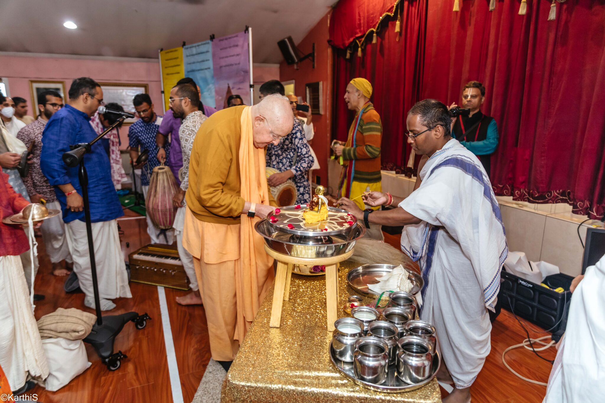 Vyasa Puja 2023 – Romapada Swami Photos